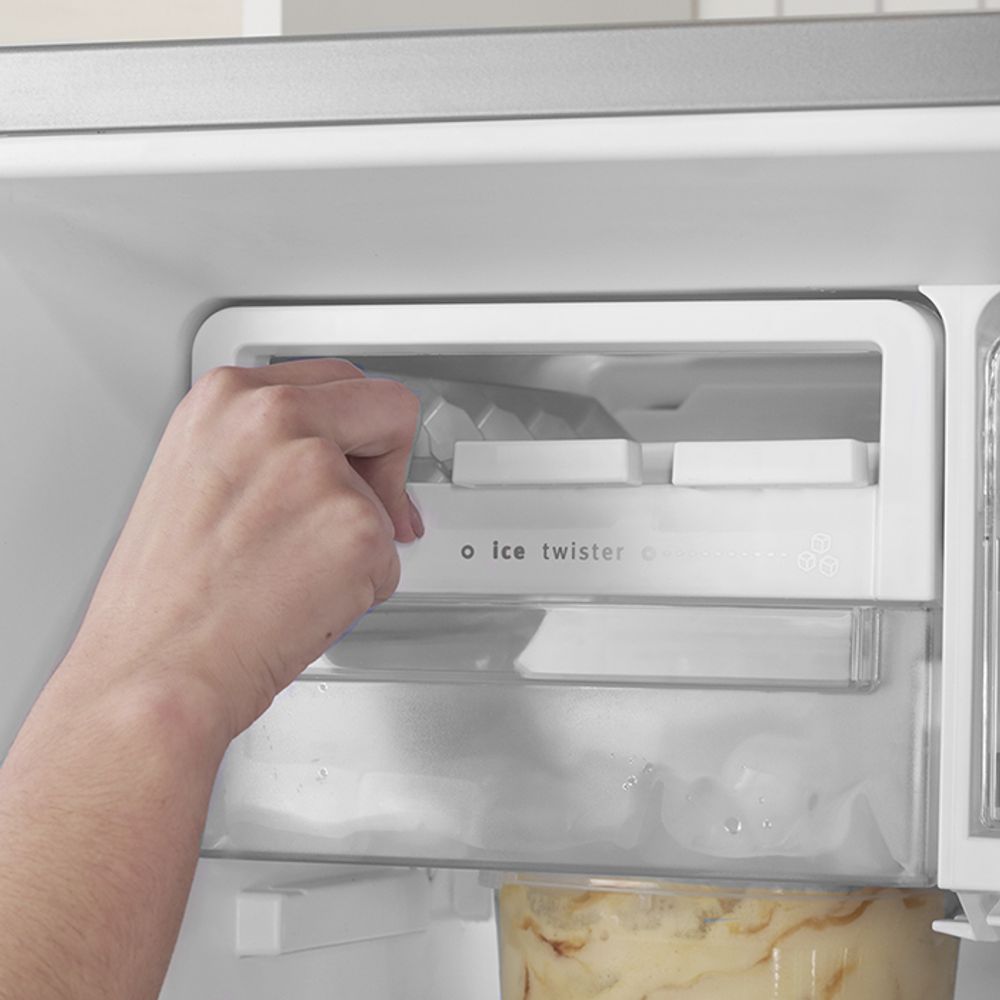 Geladeira frost free 553 Litros branca Infinity DF82 - Electrolux